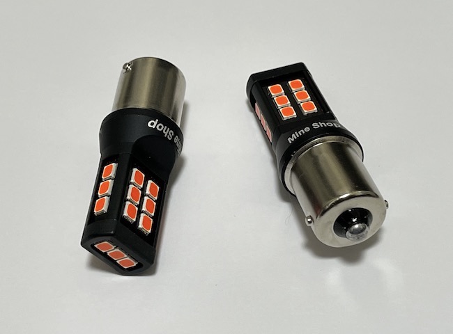 S25／BA15S（180°ピン／シングル）／2835monster led(20pcs) 900LM（赤）CANBUS キャンセラー内蔵／2個セット（12V車／24V車 兼用）
